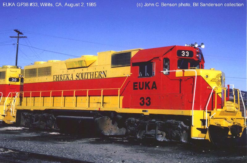 GP38 3803